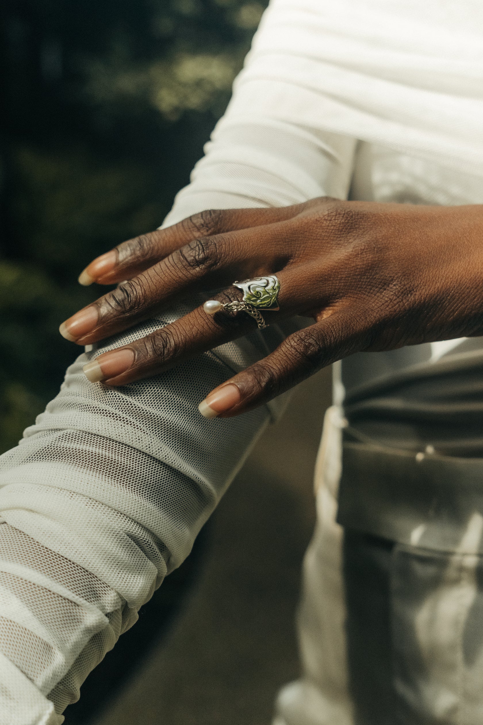 Lisaura ring- detailed sterling silver ring with freshwater pearls ...